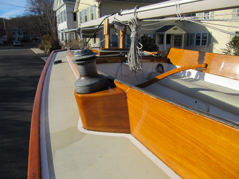 Bridges Point 24 – 1998 Joel White Design, Wade Dow Built | Classic ...