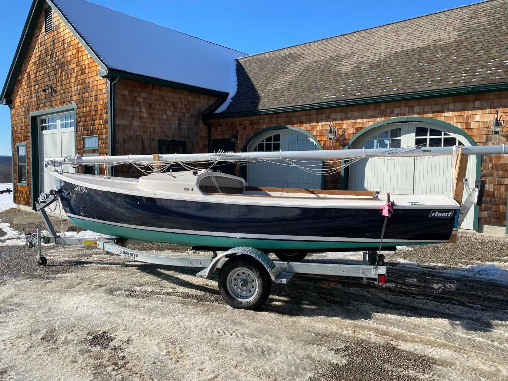 Sailboats | Classic Sailboat Shop | Specializing in the sale of small ...